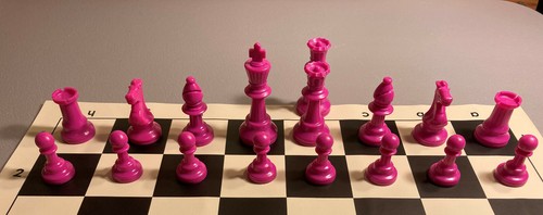 Basic Club 17 Piece Half Chess Set Pink 2 Queens | eBay