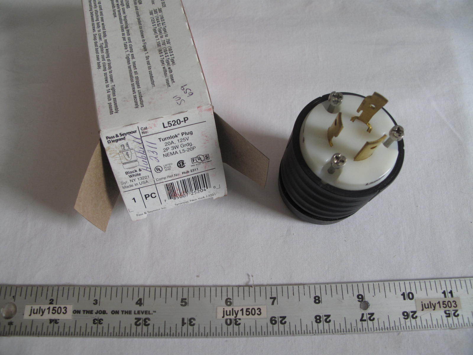 (1) NEW Pass & Seymour L520-P Turnlok Plug 20A 125V Nema L5-20P ...