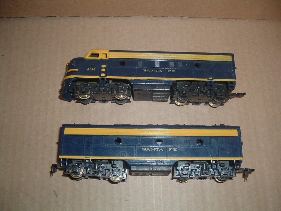 ho scale engines A and B in good shape | eBay