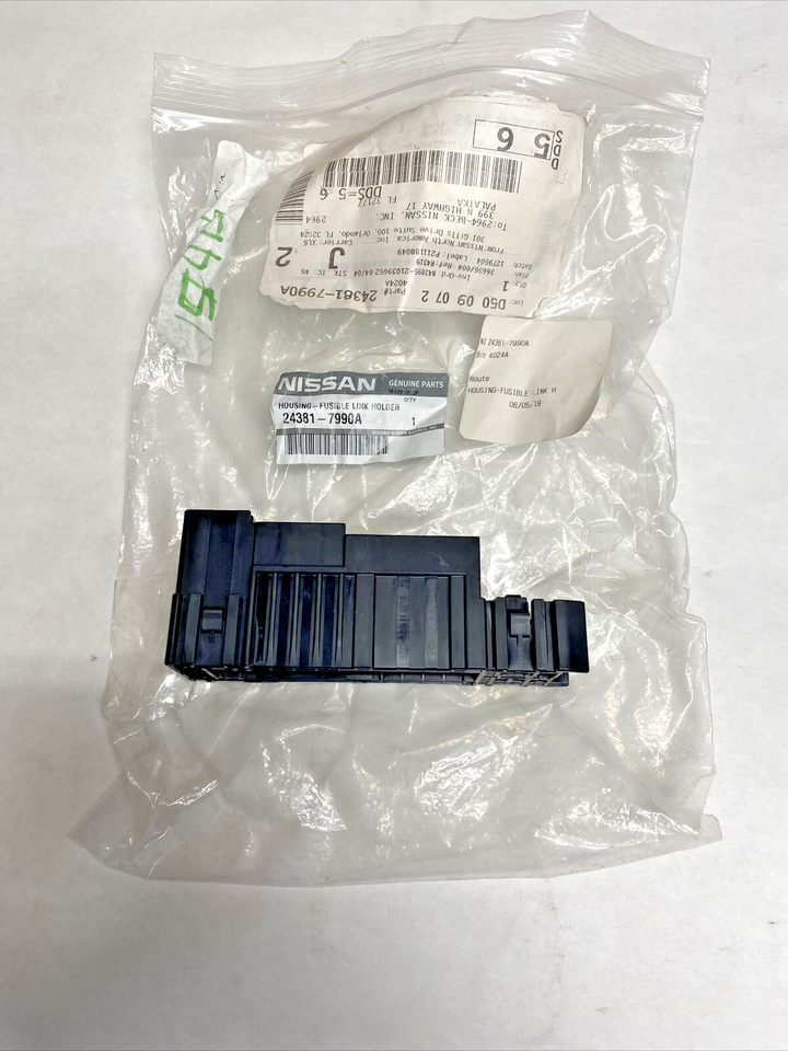 New OEM Nissan Fuse & Relay Box 243817990A | eBay