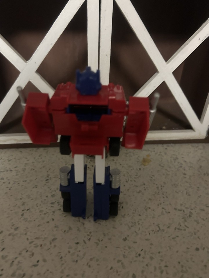Walmart 2024 OPTIMUS PRIME Transformers G1 Retro Reissue 40th ...