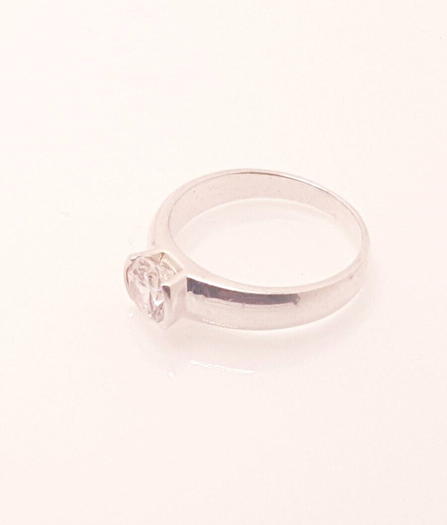 Gorgeous Sparkling White Stone Band Ring 925 Solid Silver Size P~P1/2 ...