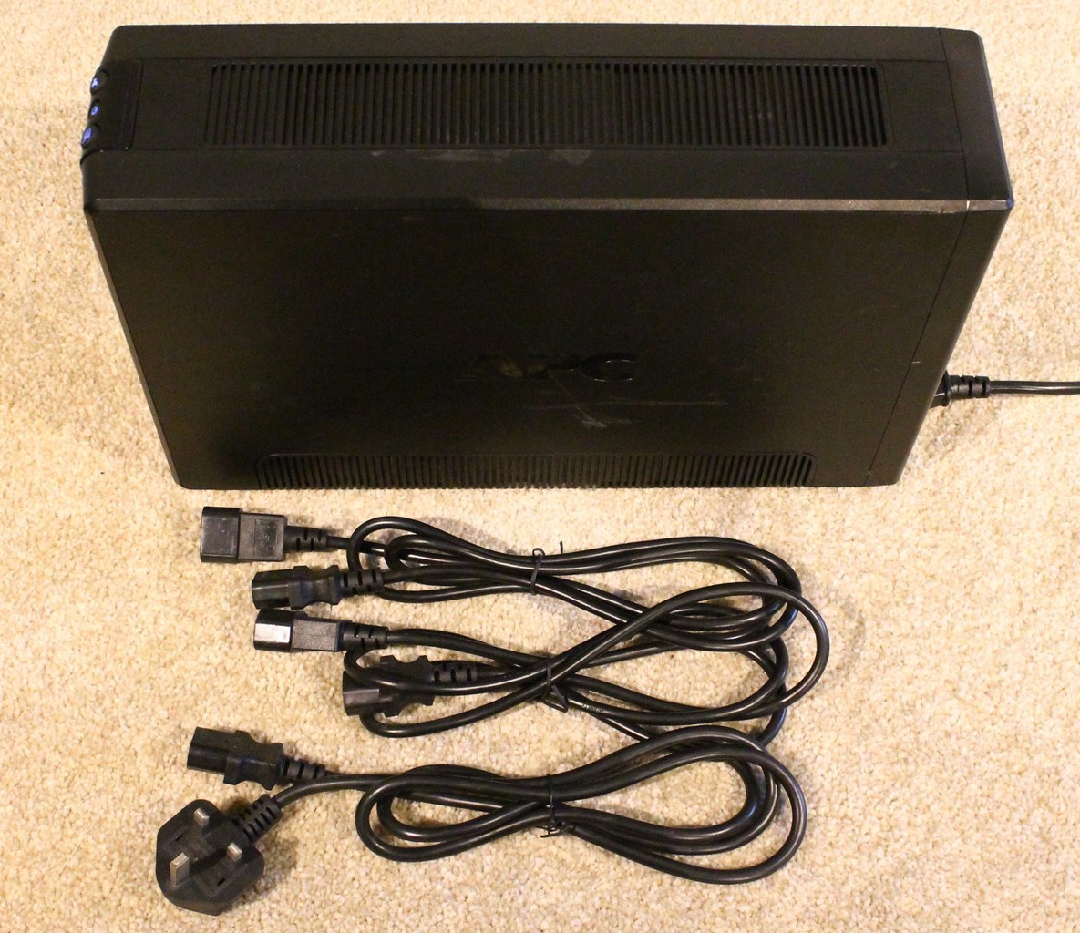 APC Back-UPS Pro (900 VA) - Line interactive - Tower (BR900GI) UPS for ...