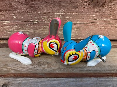 VTG Pair 2 Tin Hopping Wind-Up Rabbits EASTER Made in Japan Pink & Blue ...
