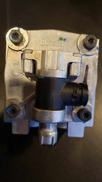 Bendix ATR - 6 Traction Relay K078219 for sale online | eBay