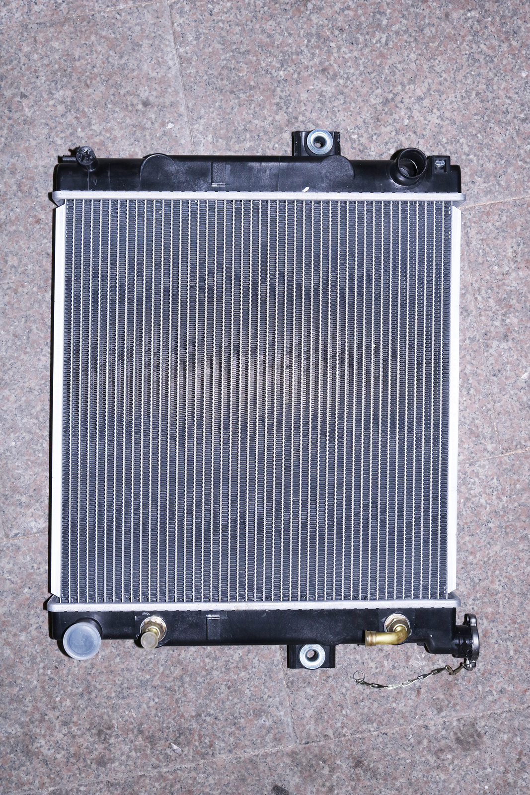 New Radiator 16410-23331-71 For Toyota Forklift 7FG/8FG10-18 ...