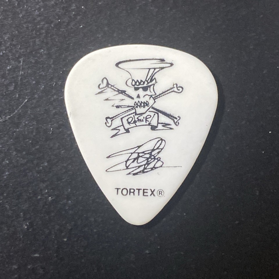 Slash Hello T*tty Tour Guitar Pick Red Bow Guns N Roses | eBay