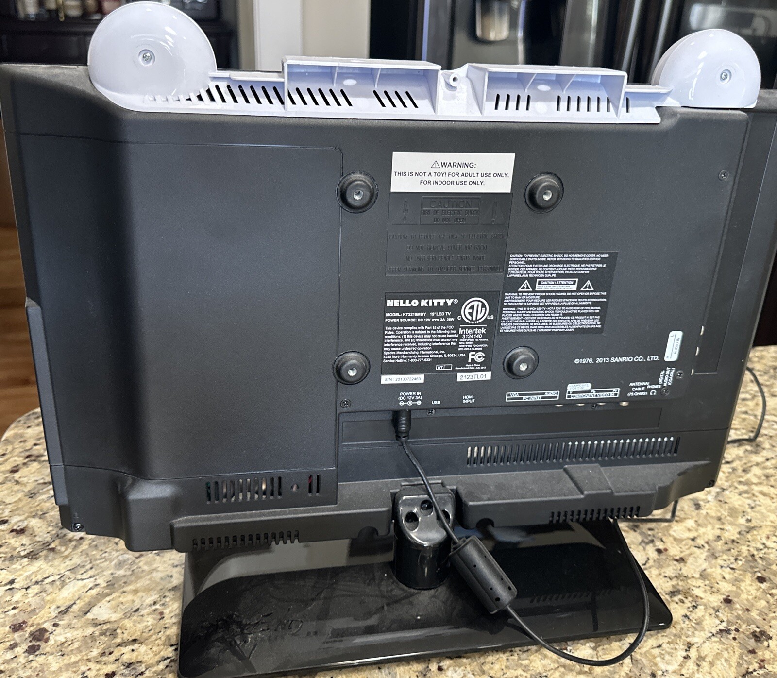 Hello Kitty 19" Sanrio LED HDMI TV or PC Monitor W Power Cord And ...