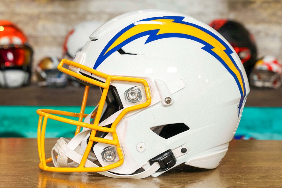 Los Angeles Chargers Riddell SpeedFlex Helmet - Royal Color Rush ...