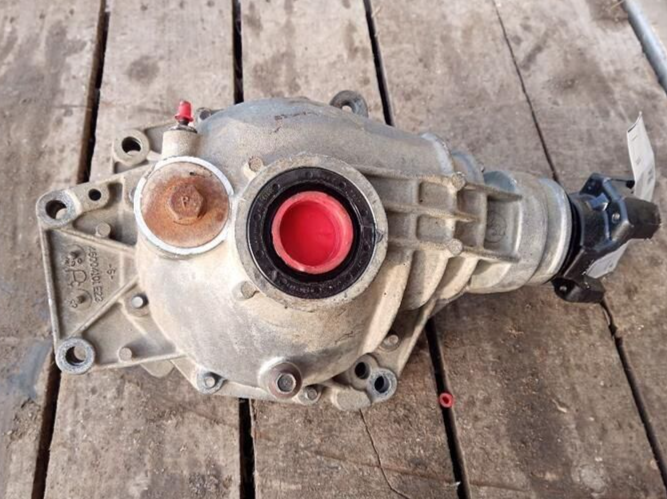 2003-2009 GMC Envoy Front Axle Differential Carrier OEM Assembly 3.42 ...
