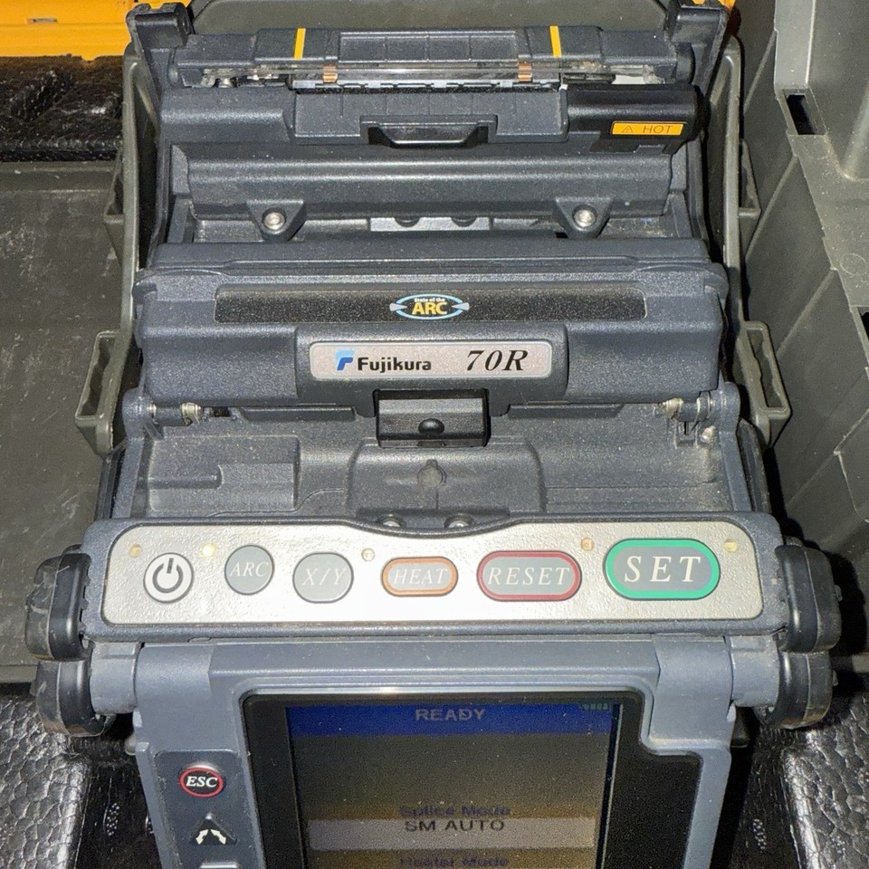 Fujikura 70R Ribbon Fusion Splicer w/ HJS-02 & Ct-30 Kit - 2000 Arcs | eBay