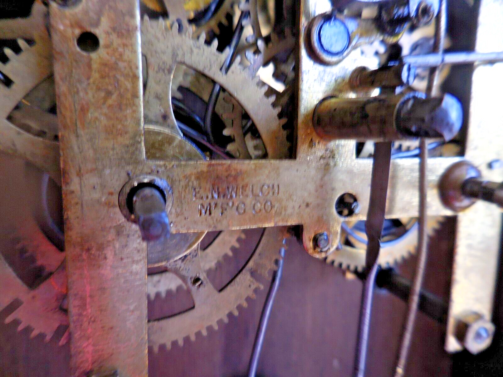 ANTIQUE RARE E.N. WELCH 1878 Co. Conn. USA "THE DAISY" WALNUT 30HOUR ...