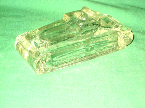 #1407 - VINTAGE / ANTIQUE 1940'S GLASS CANDY HOLDER - WWII ARMY TANK ...