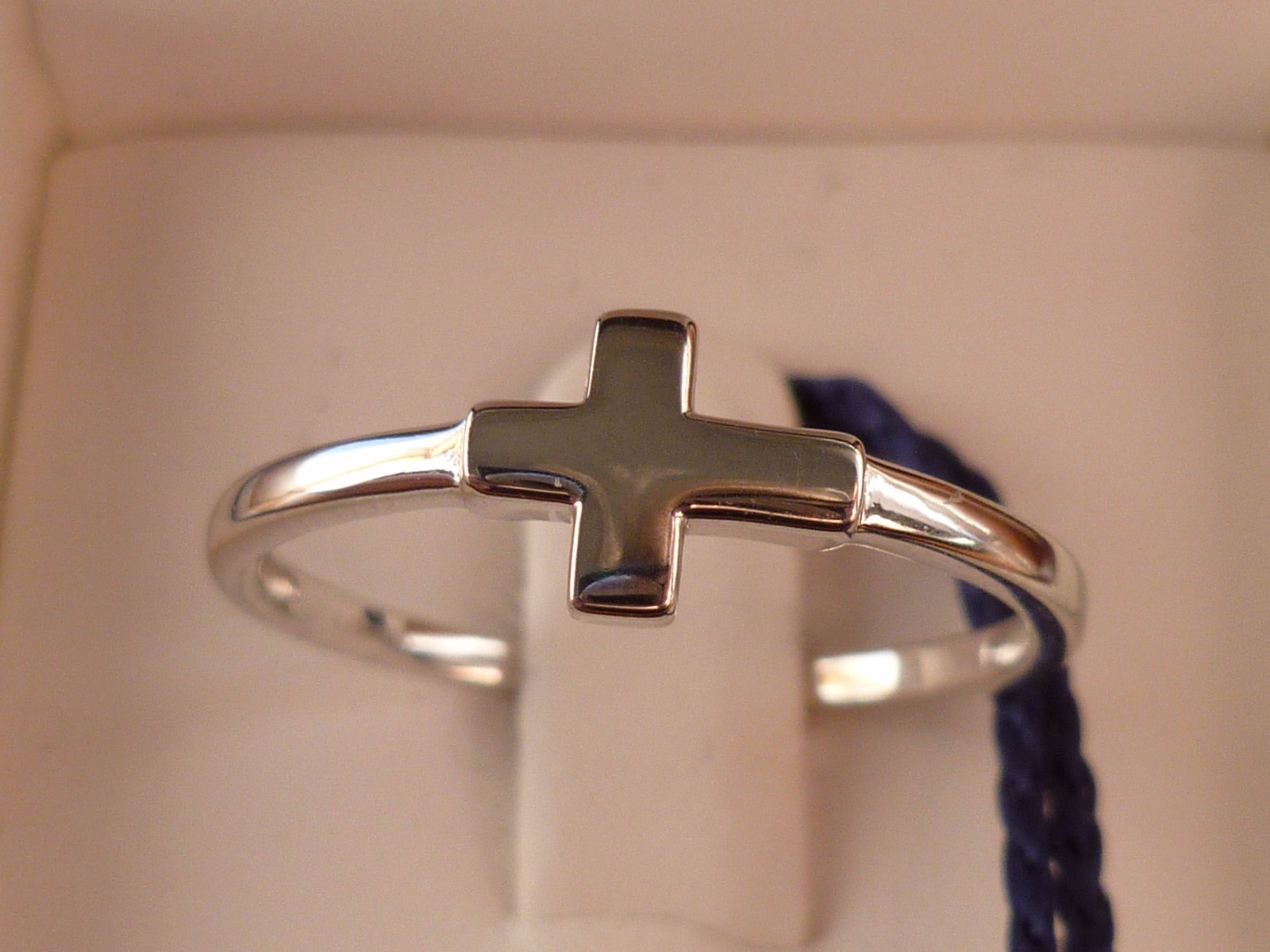 NEW Sideways Horizontal Cross Ring Band- Solid White 14k Gold- Size 7 ...