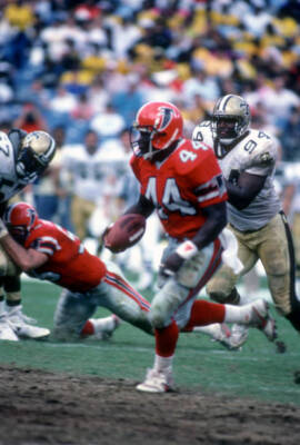 John Settle Atlanta Falcons carries the ball v New Orleans S Football ...