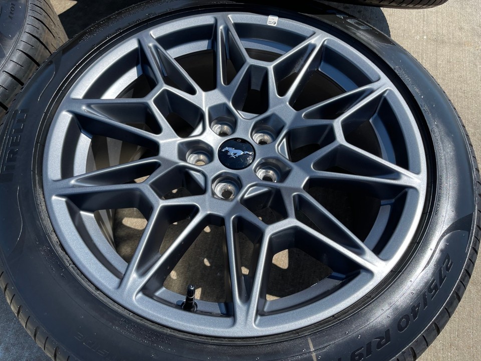 19" Ford Mustang GT Track Pack OEM 10600 10603 wheels rims 2025 2026 ...