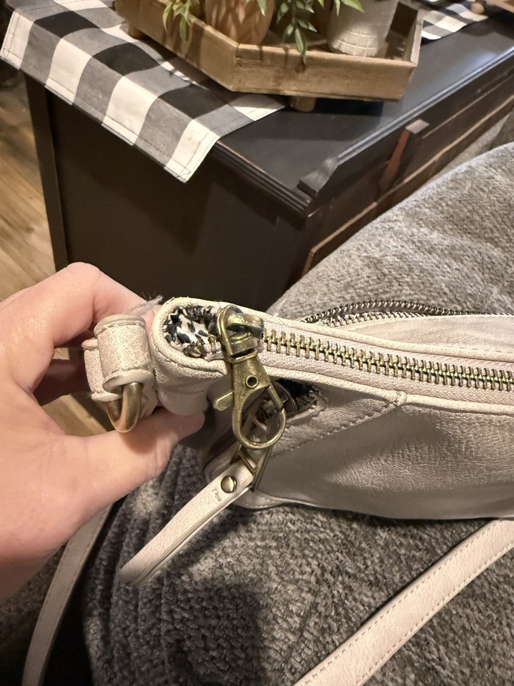 Anthropologie Britt Cream Shoulder Purse. Zippered Pockets. Classic. | eBay