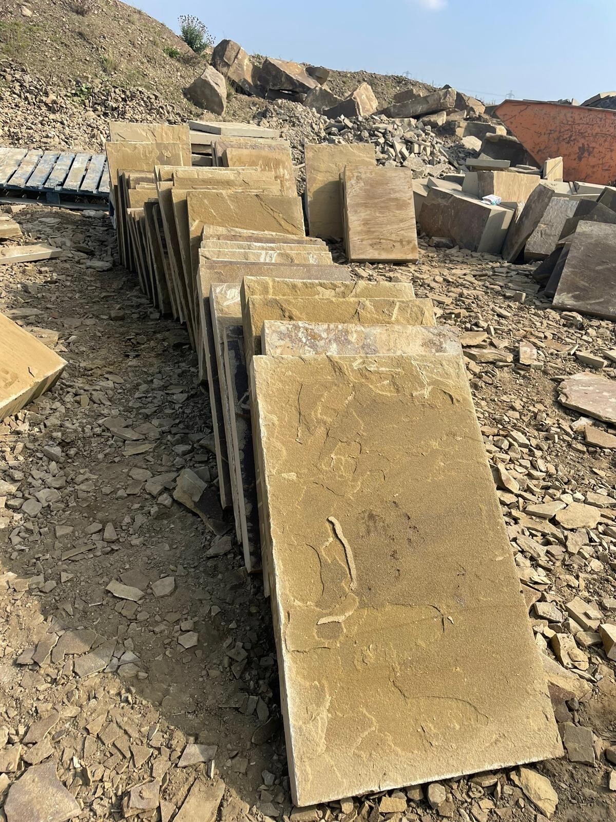 Quality Genuine New Riven Yorkstone Paving flags (not Reclaimed setts ...