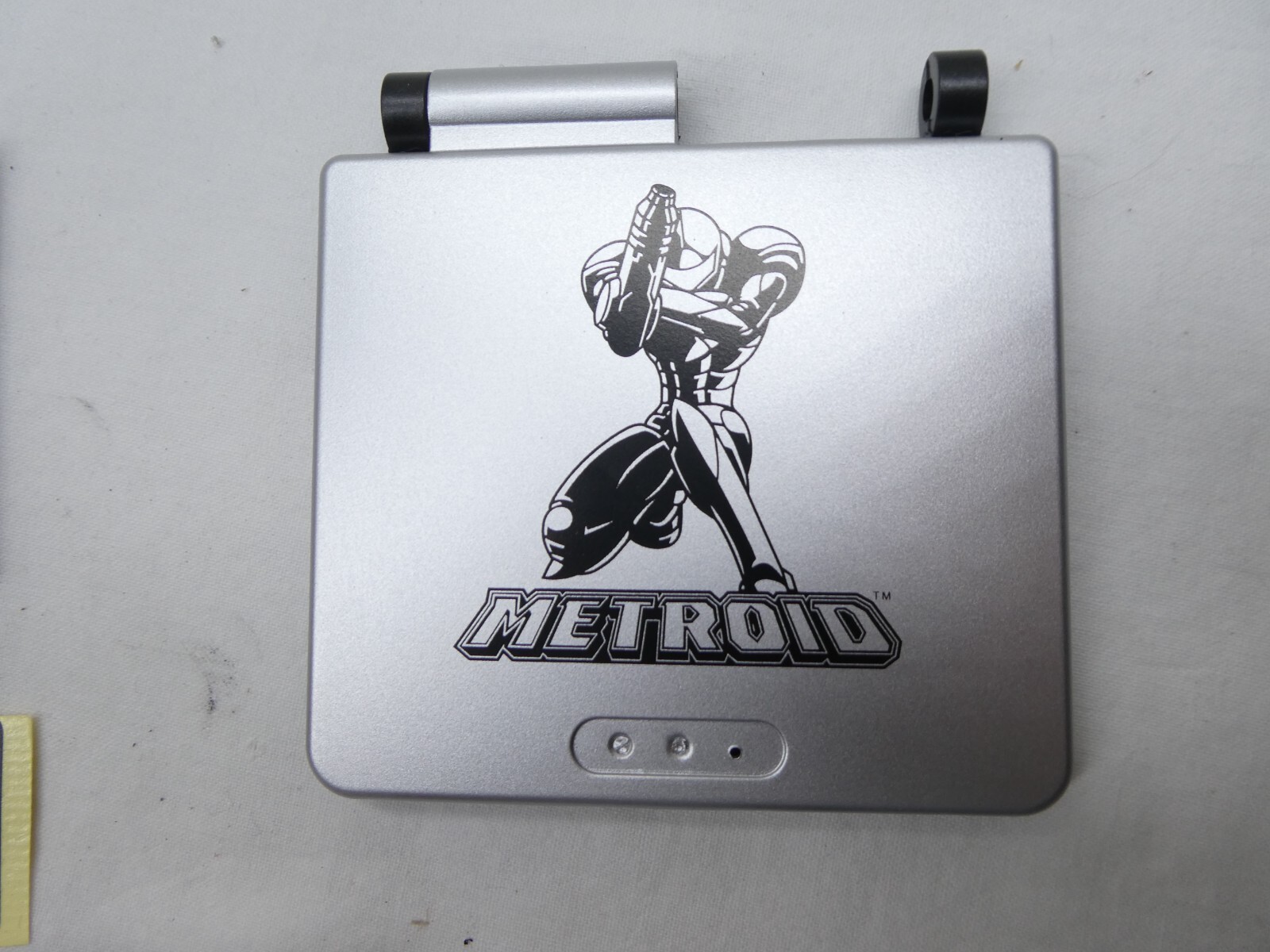 Gameboy Advance SP shell replacement Silver/Black Metroid with new ...