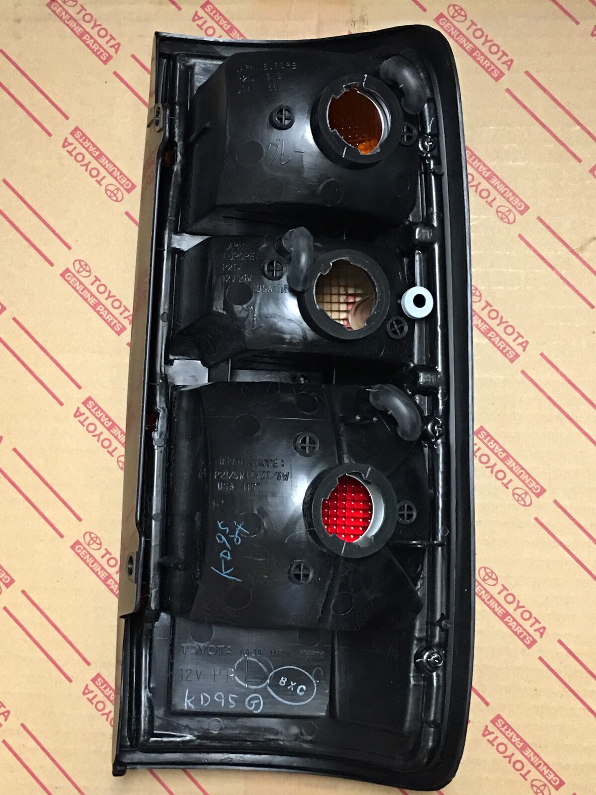 NEW Genuine OEM Toyota Land Cruiser LX450 91-97 LEFT rear tail ...