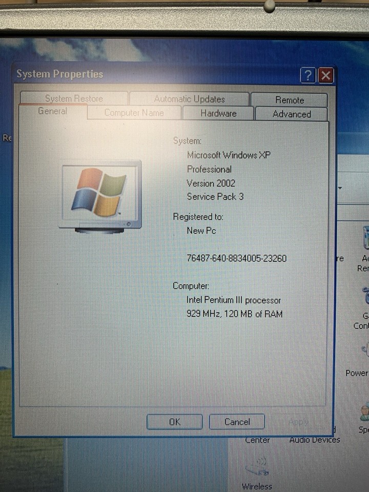 Old School advent 3439 laptop. Intel p3, 120Mb Ram, 20Gb Hdd, Windows ...