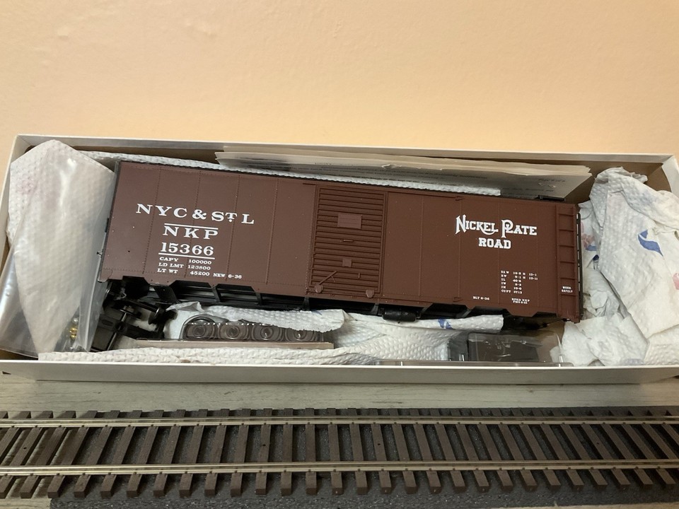 O Scale 2 Rail Nickel Plate Box Car Plastic Kit | eBay