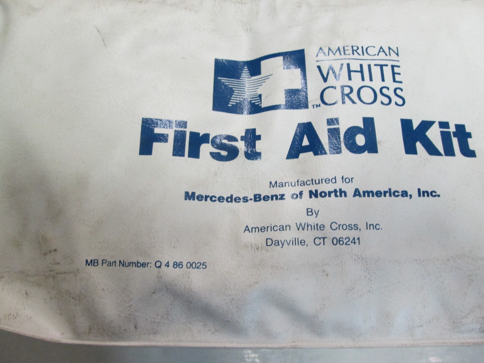 Mercedes Benz First Aid Kit American White Cross P/N Q4860025 STAINED ...