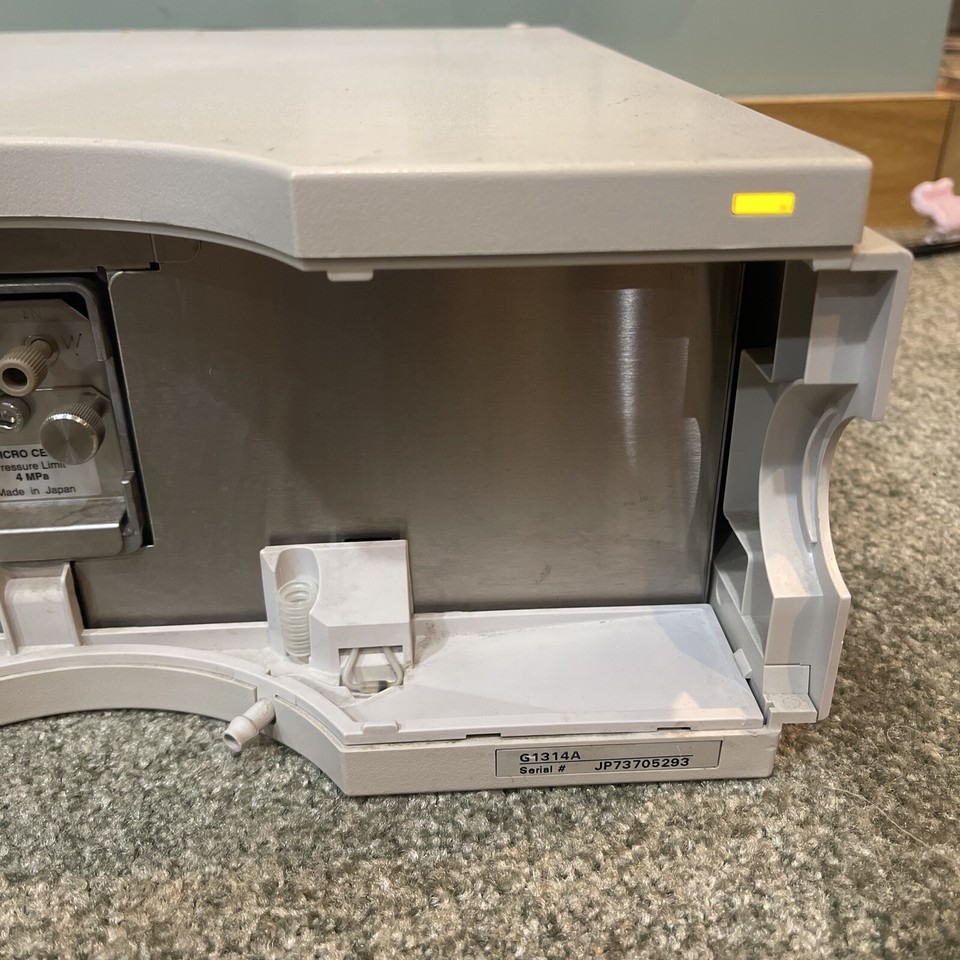 HP Agilent G1314A 1100 Series Variable Wavelength Detector HPLC Runs ...