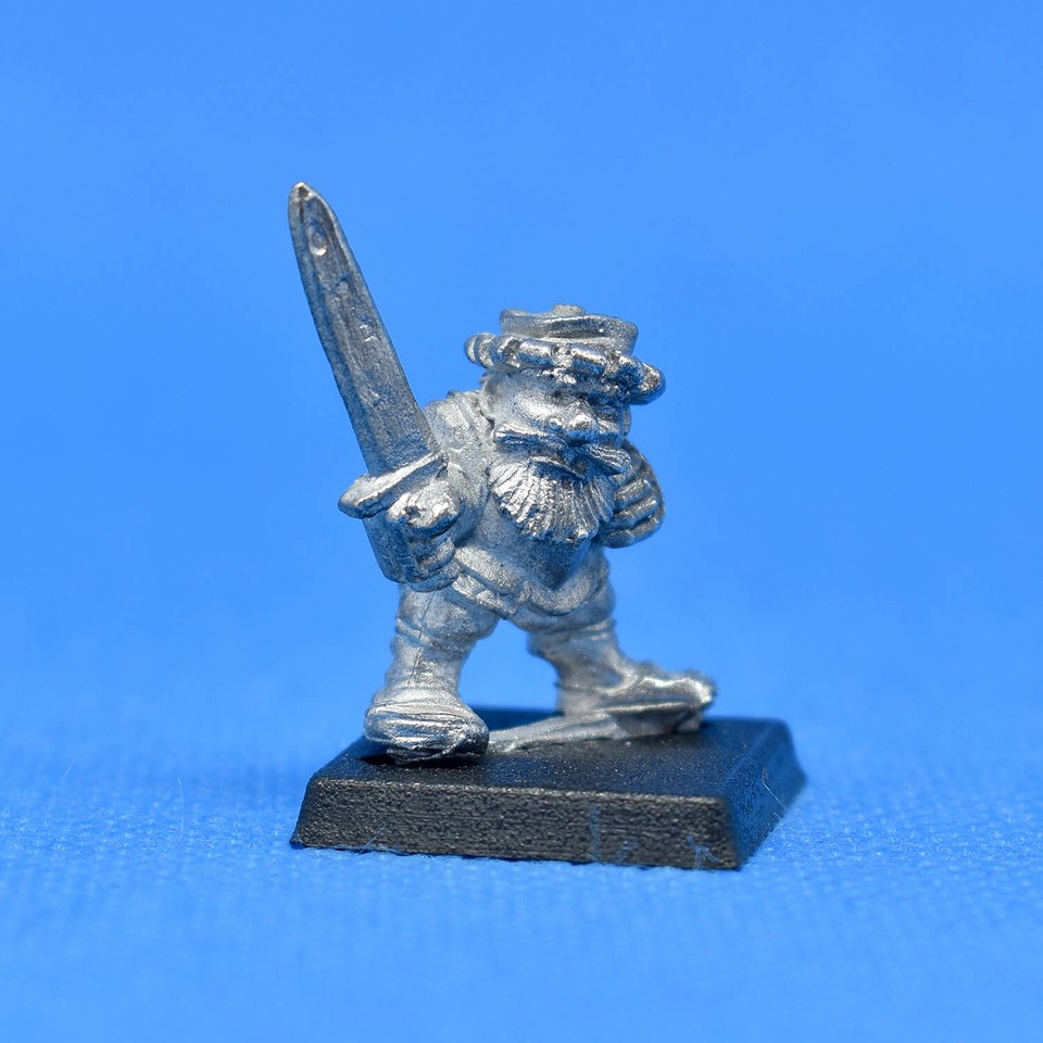 WARHAMMER CITADEL GW OOP 1980s MM15 DWARF SWORD SLING DR17 MARAUDER ...