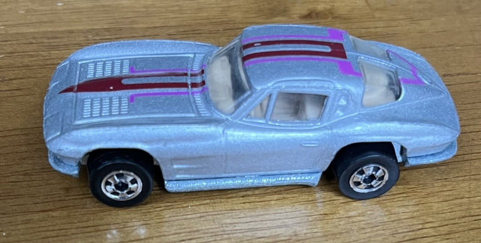 Hot Wheels 1979 Vintage '63 Chevy Corvette Two Door Split Window Hong ...