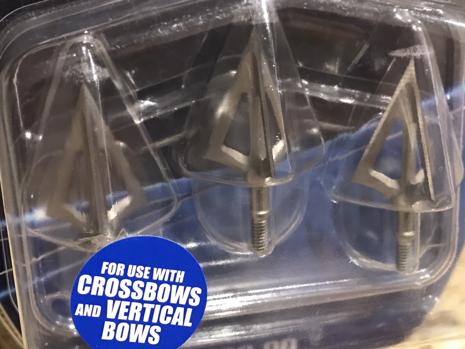 100% Solid Steele G5 Outdoors The Montec Broadhead Both Arrowhead Types ...