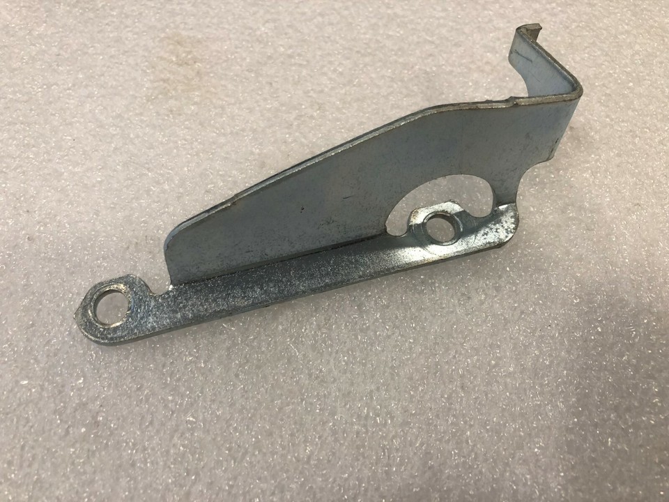 GM Turbo 350 SHIFTER CABLE BRACKET 9795915 Trans Am GTO Camaro Nova ...