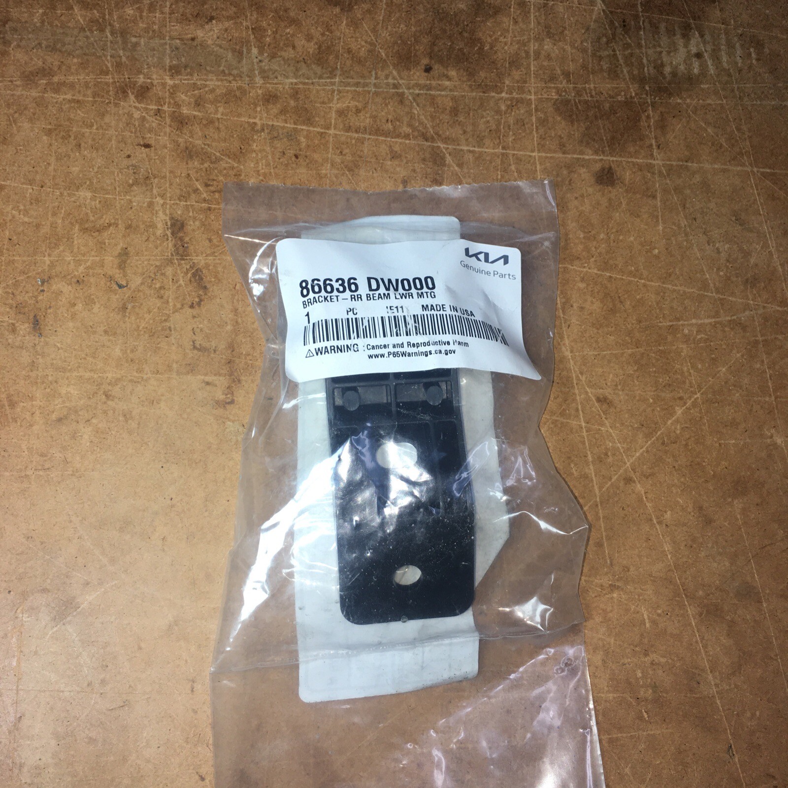 2023 - 2024 Kia Sportage Bracket Rear Beam Lower 86636-DW000 OEM | eBay