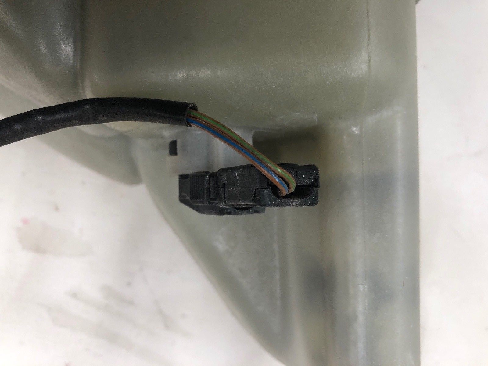 1996-1999 MERCEDES E320 E300 COOLANT FLUID TANK BOTTLE RESERVOIR ...