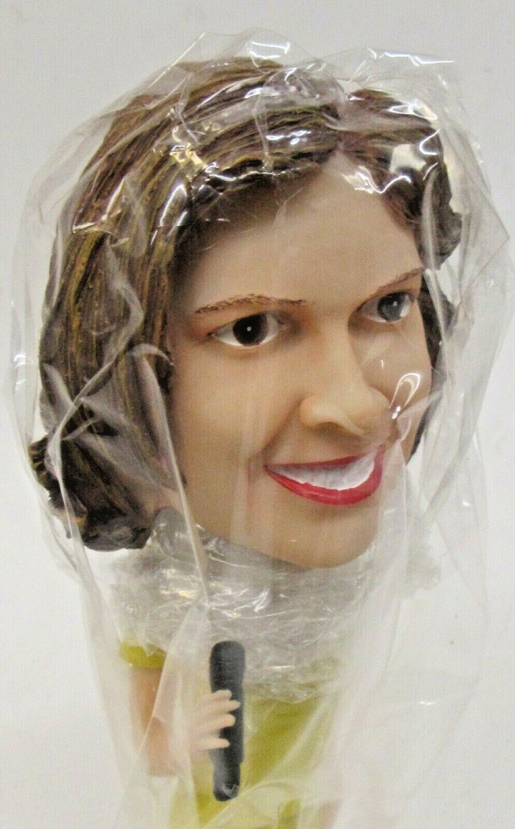 Laurie Deyoung's Instagram, Twitter & Facebook on IDCrawl