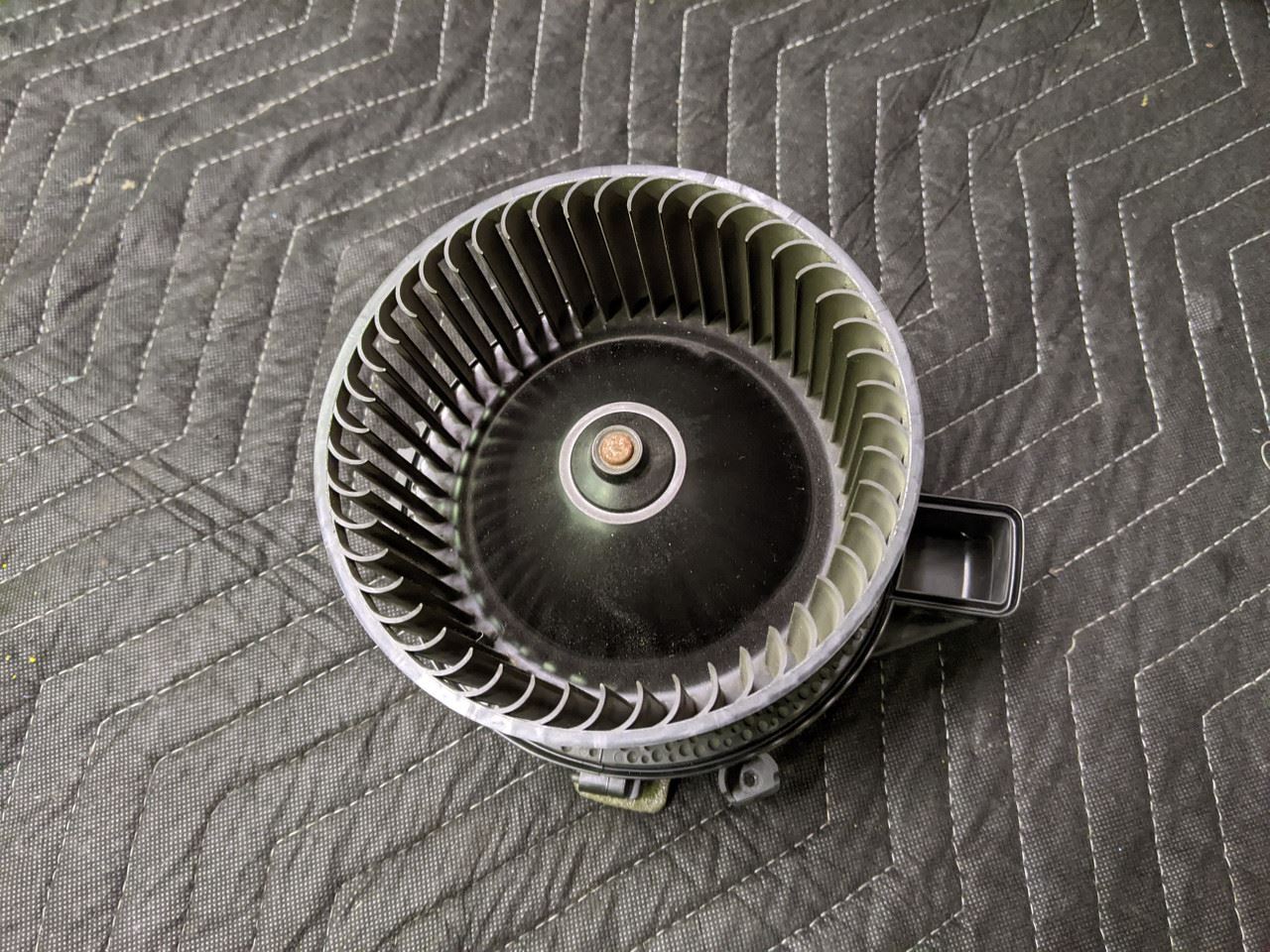 BMW F90/G30 5-Series M5 Climate Fan Blower Motor 64116836881 | eBay