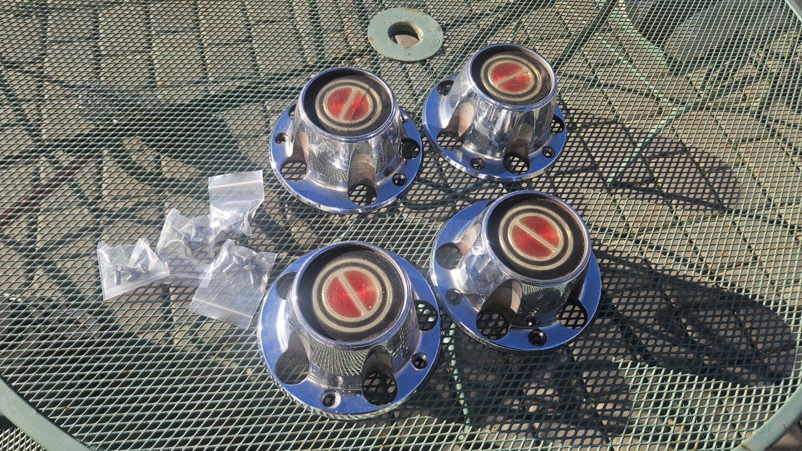Original 4x 1980-1996 FORD BRONCO F150 OEM METAL Wheel Hub Center Caps ...