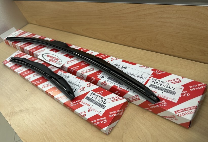 20-25 COROLLA Front Wiper Blade Set NEW OEM Type 85212-52220 / 85222 ...