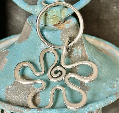 Silver Groovy Flower Key Chain. Love | eBay