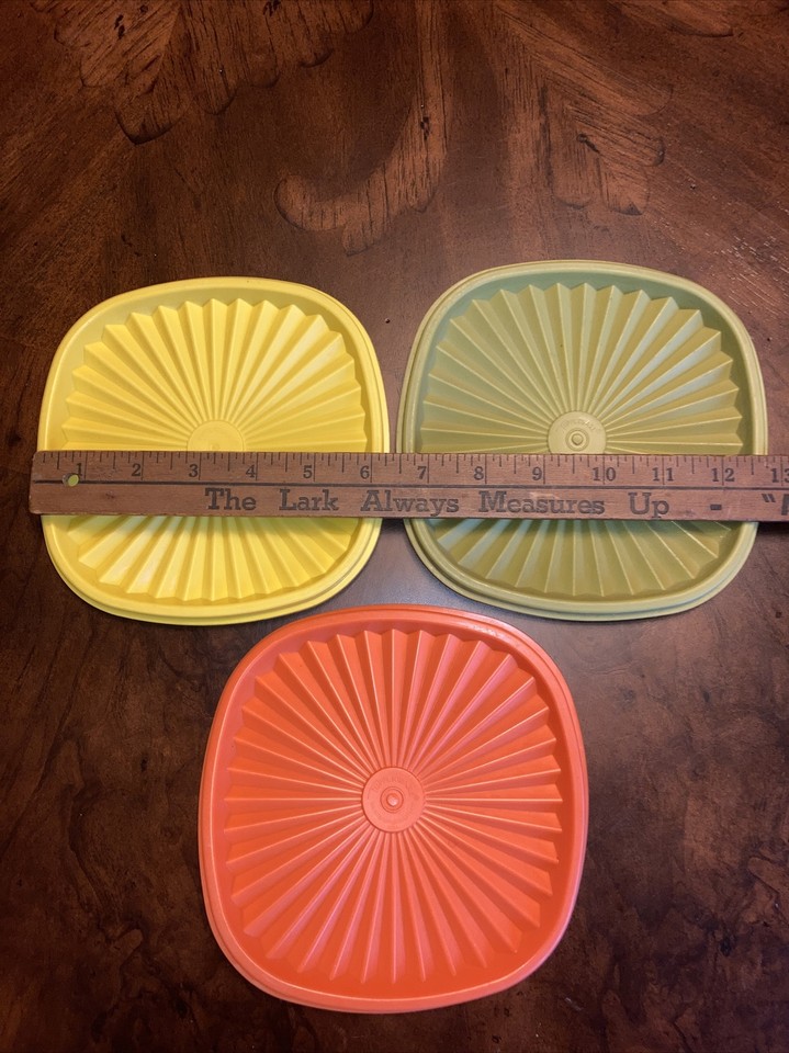 3 Vtg TUPPERWARE Harvest Color Square Lids Seals 841 Fits 6” Servalier ...