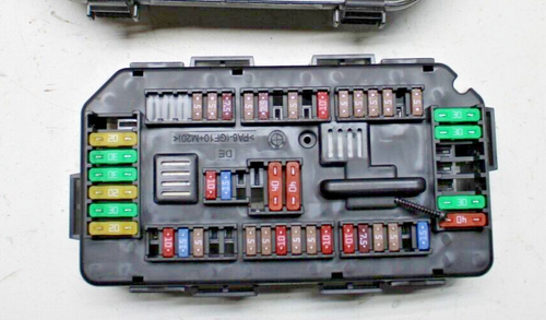 2013-2018 BMW 320I XDRIVE F30 2.0L POWER DISTRIBUTION JUNCTION FUSE BOX ...