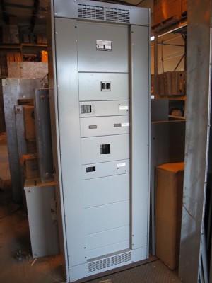 Electrical Panels & Boards - 3P 4W