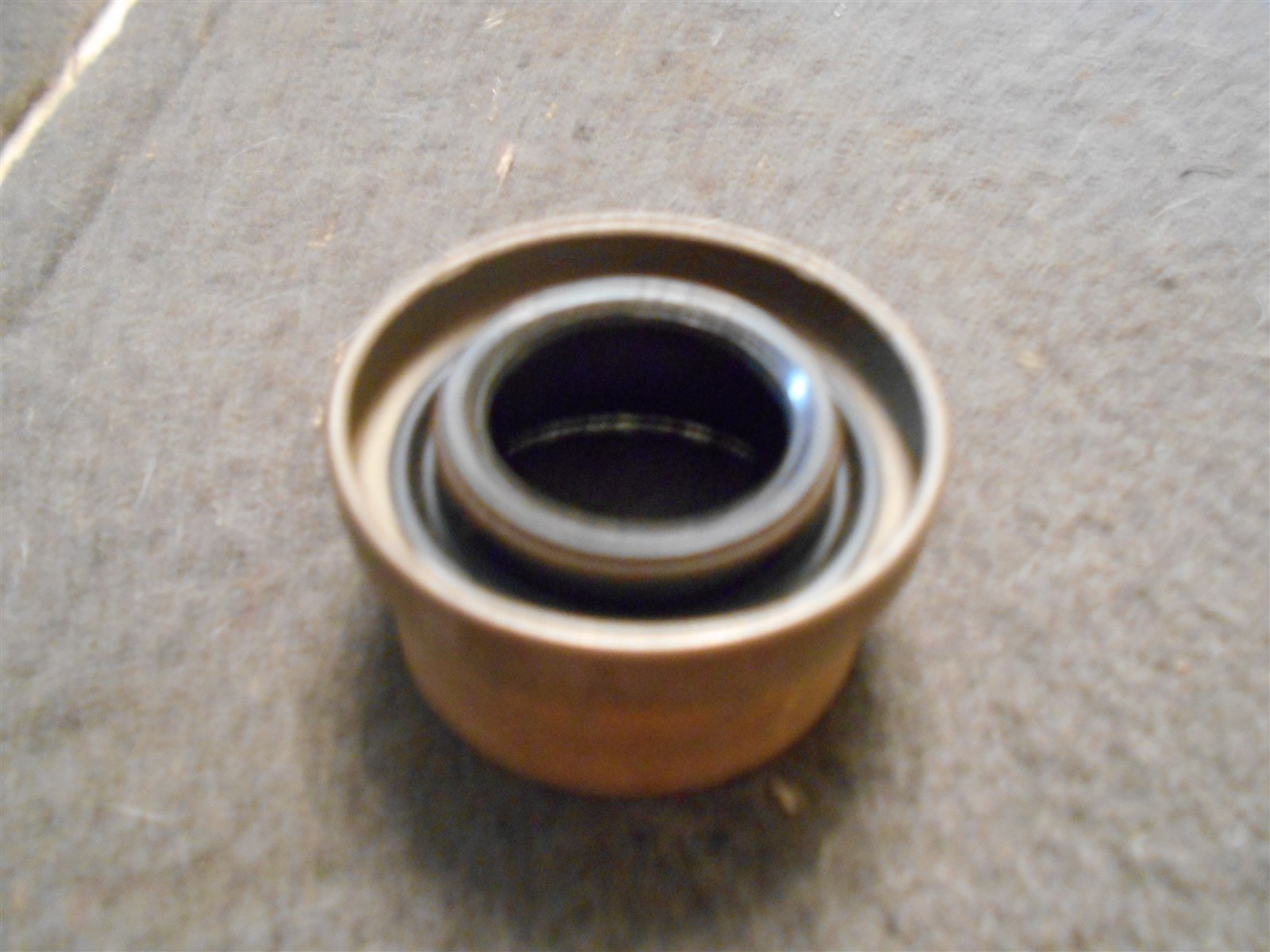NOS 1978 1979 FORD F250 F350 F-250 4x4 FRONT AXLE SHAFT OIL SEAL D8TZ ...