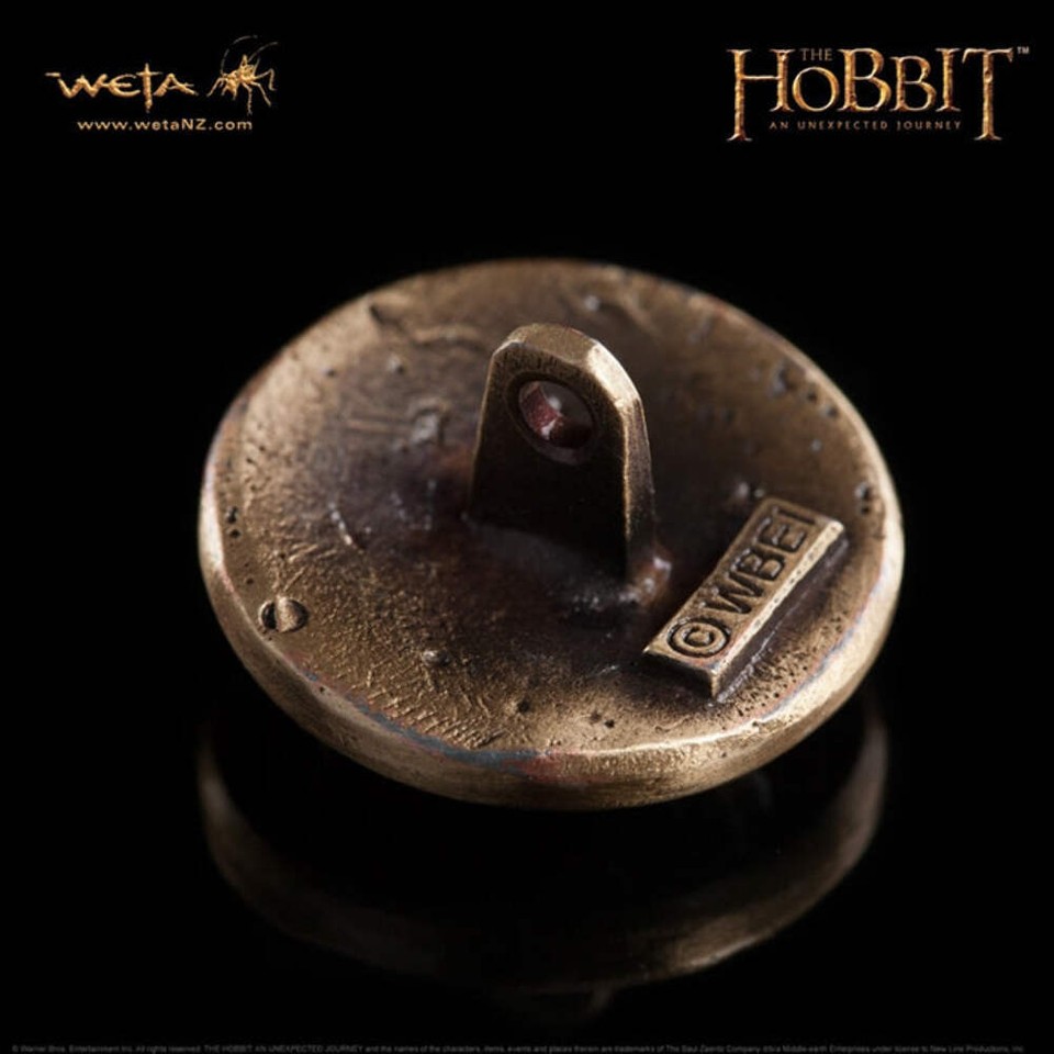 WETA The Hobbit Bilbo Baggins Acorn Button Life Size Prop Replica ...