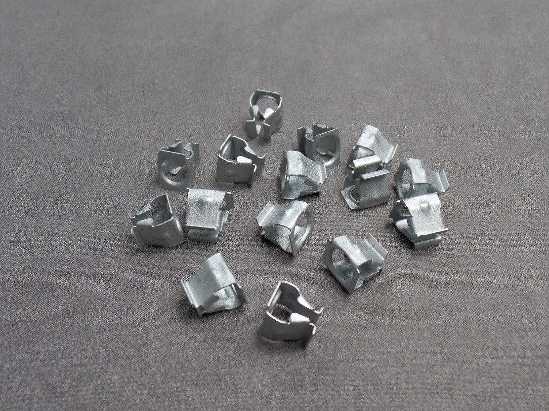 10x Unterfahrschutz Unterboden Clips für Audi A3 A4 S4 A6 A8 Q7 TT ...