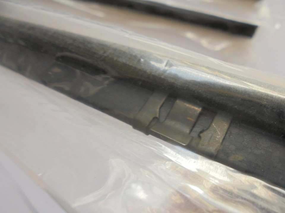 FOR TOYOTA HILUX RN30 RN40 LN30 LN40 PICKUP WINDOW GLASS SEAL DOOR ...