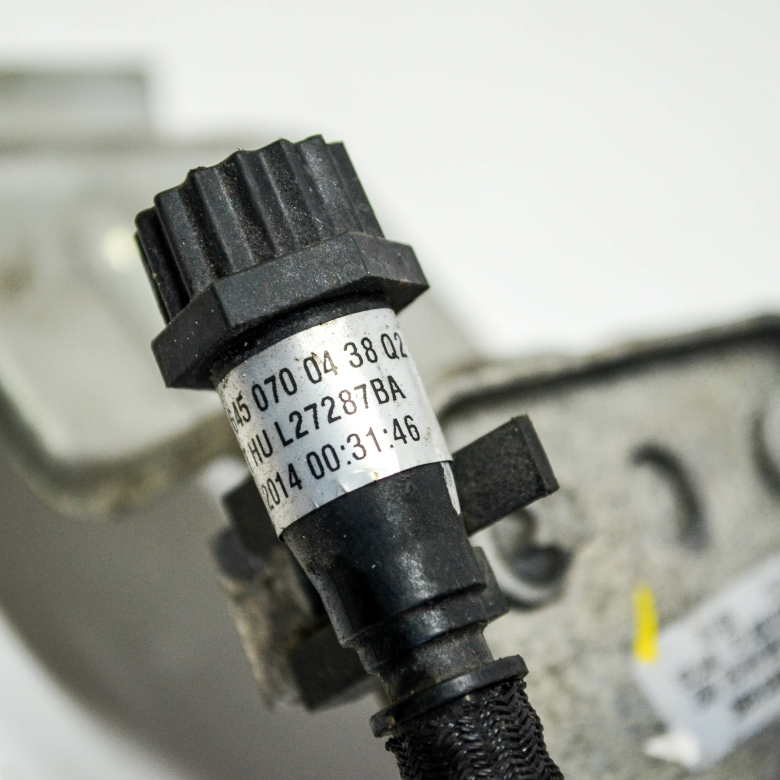 MERCEDES-BENZ CLA Coupe 2014 Fuel Filter Housing A6450700438 ...