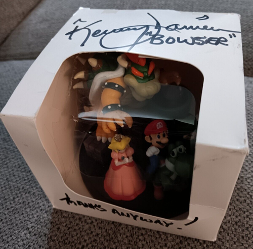 Club Nintendo Platinum Reward Super Mario Characters Statue Signed by ...