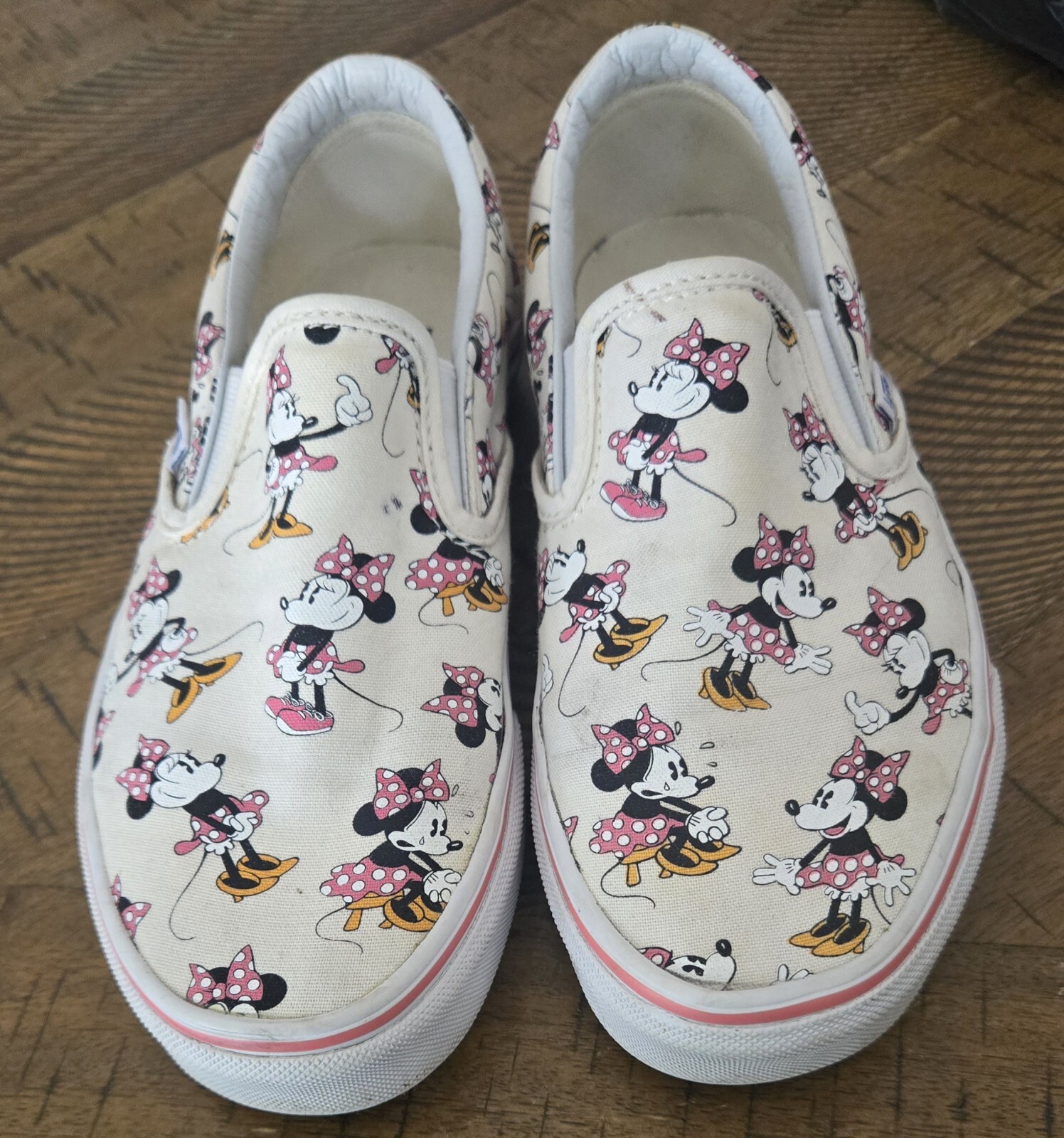 RARE Vans x Minnie Mouse Classic Slip On Sneakers Lim… - Gem