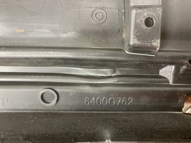 Genuine Mitsubishi Outlander PHEV 2015on Front Bumper Centre Grill Trim ...